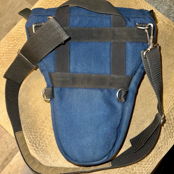 Tamrac | Cameras, Photo & Video | Vintage Tamrac Camera Bag With Strap ...